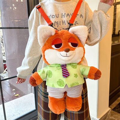 新款动物城卡通毛绒玩偶双肩包朱迪尼克草莓熊公仔背包维尼熊包包