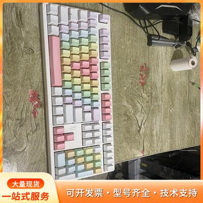 ducky魔力鸭兔年限定款，辛卯兔，樱桃青轴p