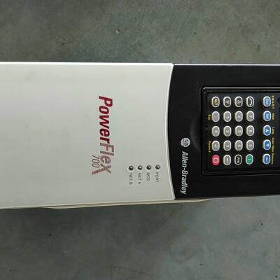 议价PowerFlex700 AB罗克韦尔变频器 400V 1.5KW维修