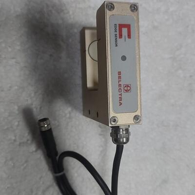 议价SELECTRA TUS2 超声波纠偏传感器 实物拍摄维修