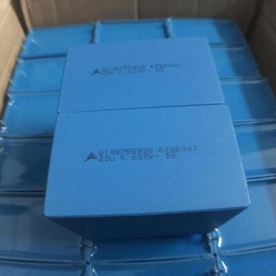 B32678G6206K 薄膜电容器 630v20uF 10% 52.5mm 德国西门子EPCOS