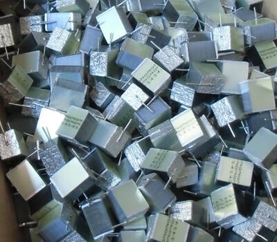 B32561J6224J 薄膜电容器 400V0.22UF 5%  EPCOS原盒西门子