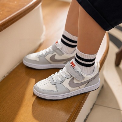 Nike耐克童鞋男童女童秋季新款COURT板鞋复古魔术贴休闲鞋DV5457