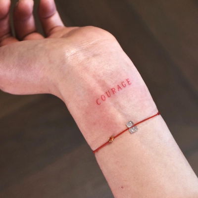 COURAGE把勇气刺进了脉搏 彩色纹身贴高颜值个性防水防真男女贴纸