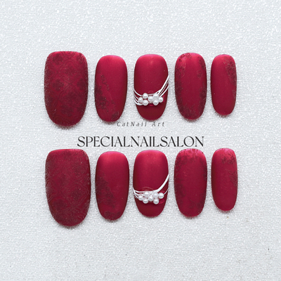 【胭红秘梦】纯手工穿戴甲磨砂红色猫眼钻饰高级感婚甲新娘美甲片