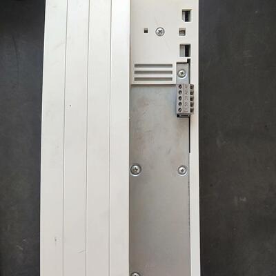 EMB9342-E 伦茨伺服电源 工业工控设备维修议价维修