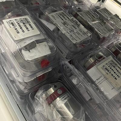 685-0565 D24B12TCECB0 MKS真空计工业测量元件议价维修