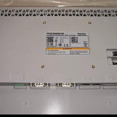 PFXST6600WADE 工业人机界面触摸屏 包装配件齐全议价维修