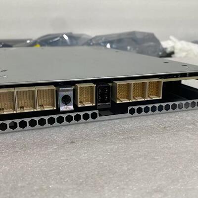 Dell PowerVault ME5024 6CD88 控制器 4x10/25GbE SFP28议价维修