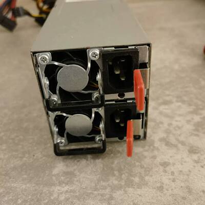 可维修笼子带电源 康舒R1CA2122A，电源双1200w，议价