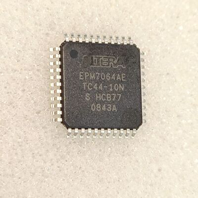 EPM7032AETC44 只