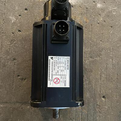 安川USASEM-15A32伺服电机拆机质量保证实物拍摄 拆