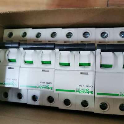 {议价}A9F19204  2A 2P D