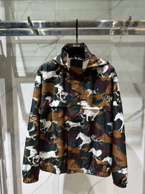 Karl Lagerfeld 25秋冬新款 男士花版多色连帽棉服 1K1F70109331