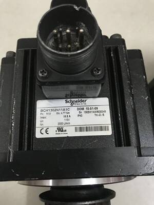 施耐德伺服电机BCH1302N11A1C