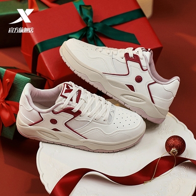 特步板鞋女鞋空军一号新款时尚休闲百搭运动鞋低帮小白鞋官方正品