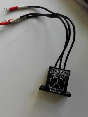 0.5uf 47R 250VAC 电容 阻容吸收灭弧器三相灭弧器火花消除器