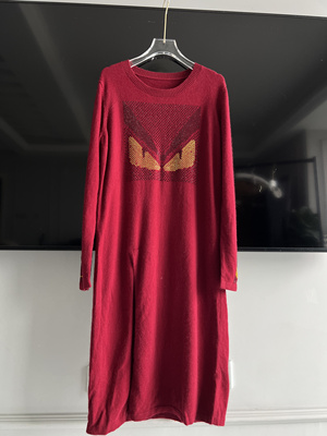 欧洲站2024新款秋冬安哥拉红烫钻长袖连衣裙潮牌时尚小怪兽针织裙