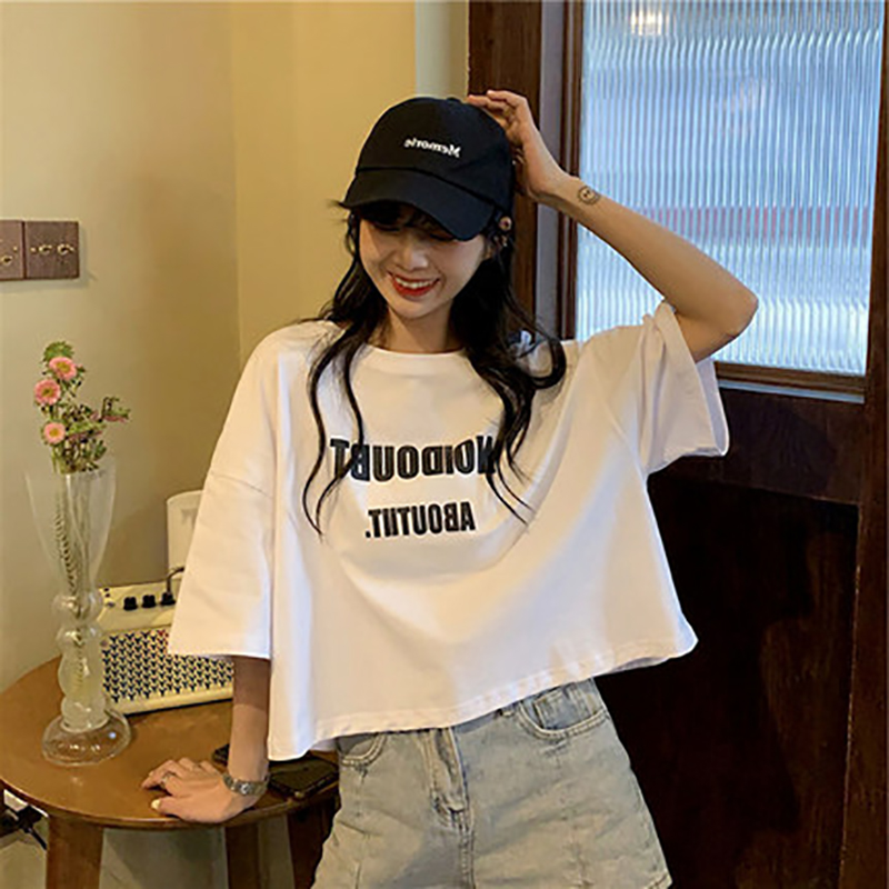 短袖上衣辣妹设计宽松新款mm2023夏季露脐T恤