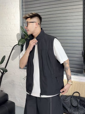 轻薄透气休闲马甲男夏季新款工装立领无袖坎肩背心时尚休闲套装男