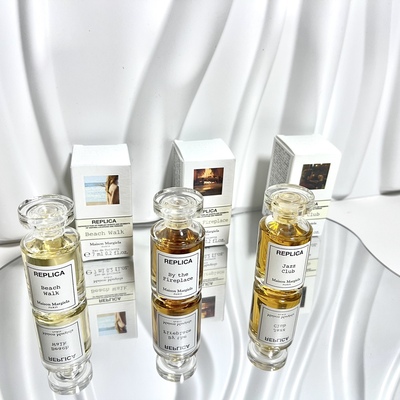 温暖壁炉中样马吉拉慵懒假日Q香