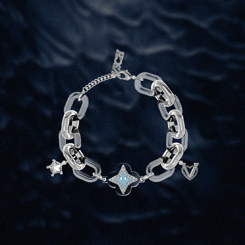 VSCH“STAR FREEZE”星冻系列透明亚克力十字花星星潮手链_虎窝淘