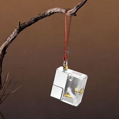 小巧高端透明高级感砂轮定制爆款创意刻字耐用火机煤油打火机女士