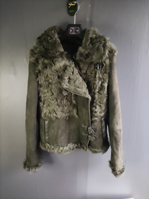 万恩小胡羊真羊毛皮一体机车短款上衣女羊毛皮草外套清仓