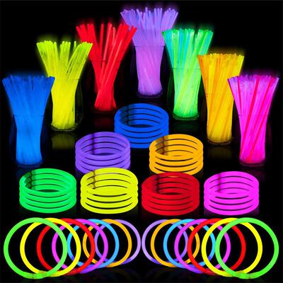 200pcs Glow Sticks Bracelets Necklaces Halloween decoration