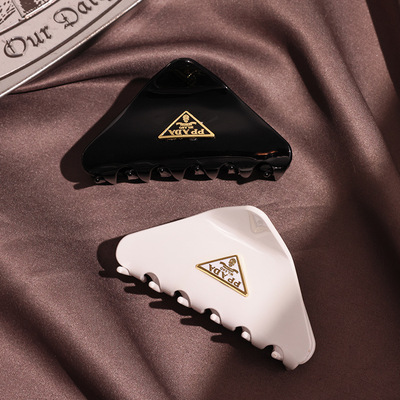 P家头发夹头饰字母发夹后脑勺抓夹高档倒三角鲨鱼抓夹醋酸倒三角