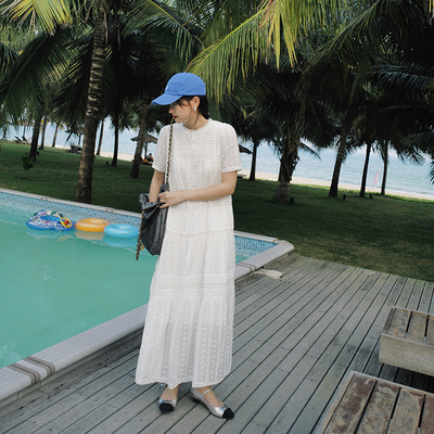 设计师原创刺绣花边连衣裙