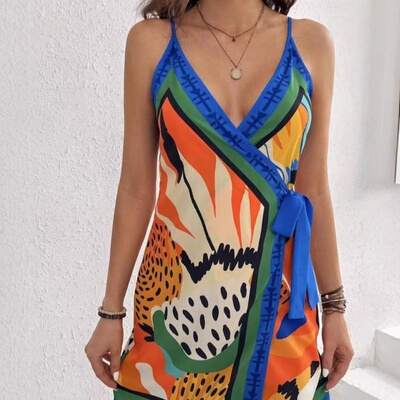 时尚休闲V领系带度假吊带连衣裙