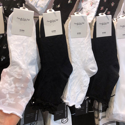 韩国春夏新款袜子GG浮雕藤蔓花朵黑白纯色女袜木耳花边中筒袜2136