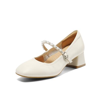 百丽珍珠一字带时装玛鞋