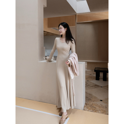 Floating 针织气质修身长裙女秋季高级感内搭显瘦长袖打底连衣裙