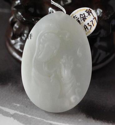 天然挂件吊坠观音独山玉