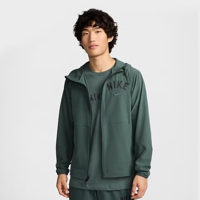 NIKE耐克男子印花透气宽松易收纳梭织连帽运动夹克外套FZ1071-338