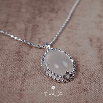 T.M悬浮光系列乌瑟花语项链