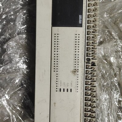 议价PLCFX3U-80MT/ES-AFX3U-64MT/ES-AFX3U-128MT/ES-A