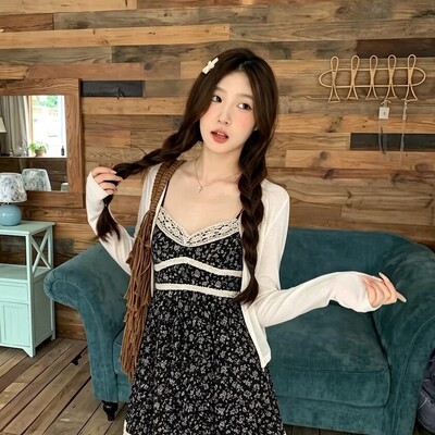 Pear梨汁-设计感蕾丝拼接打揽碎花连衣裙+素色开衫两件套套装572