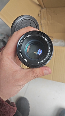 美能达md rokkor  1:1.7  f50mm有点点霉如图
