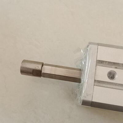 议价 精密定向气缸CDQSKB20-50D有4个成色好100