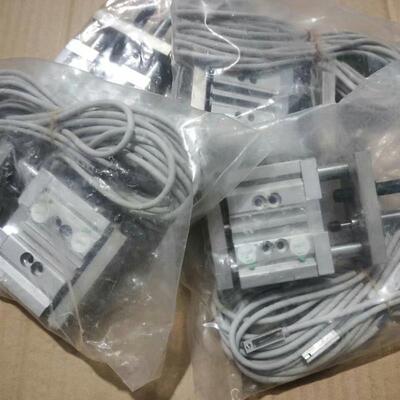议价 日本气缸全新正品STSMP-1610行程可调三杆气缸,