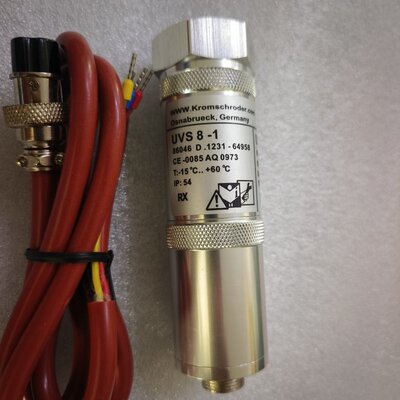 议价Kromschröder紫外线火焰检测器UVS8D1UVS8D1UVS-8D1UVS8D1