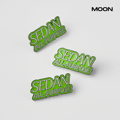 SEDAN黄铜男女logo胸针24FW