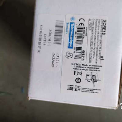 议价全新正品施耐德XCRE18限位开关