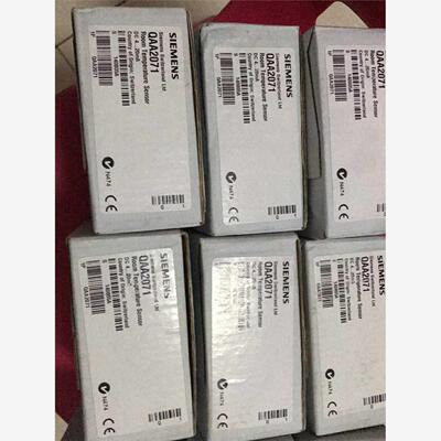 全新西门子SIEMENS温度传感器QAA2071 4-20mA 140805A