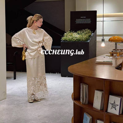 【喜一兮】6.18 夏季新款设计感亮片拼接套装上衣+半裙 5DA-V8081