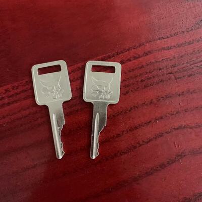 挖掘机钥匙山猫机钥匙装载机