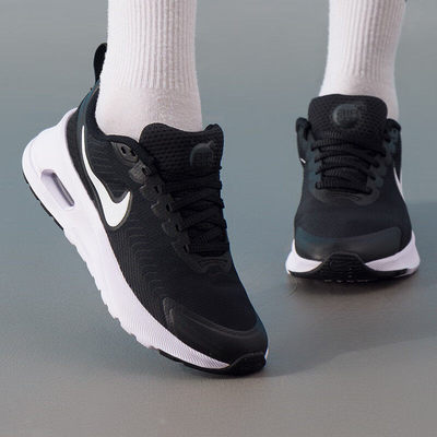 气垫跑步鞋耐克鞋子NIKE AIR MAX NUAXIS女鞋轻便运动鞋新款网鞋